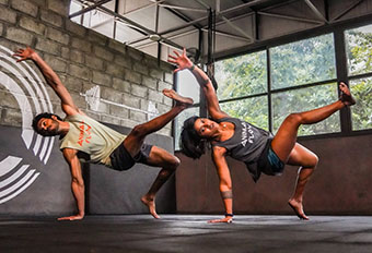 Animal Flow: Mimicking animals in your fitness routine - Happiest Health